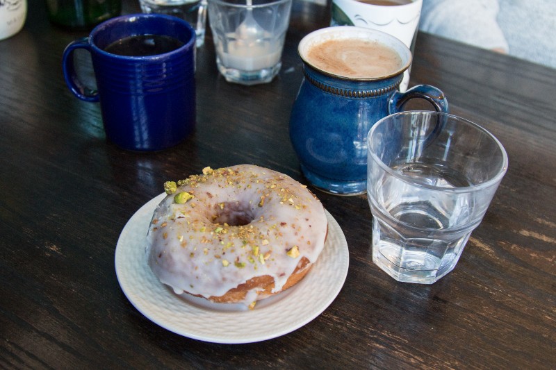 Best Vegan Cafes around the world sorted by vegan reviews!